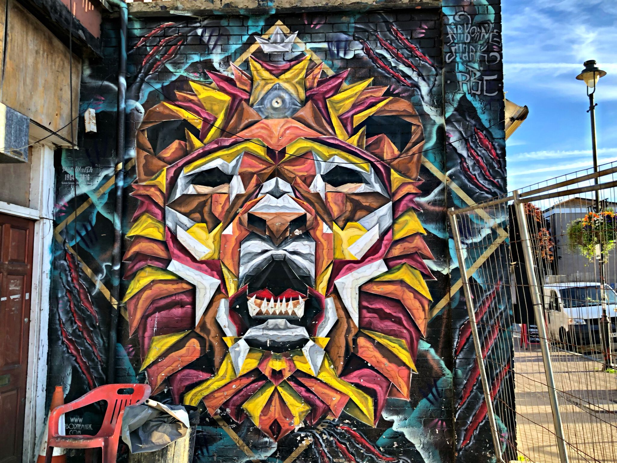 Aslan by Airborne Mark - Street Art Cities