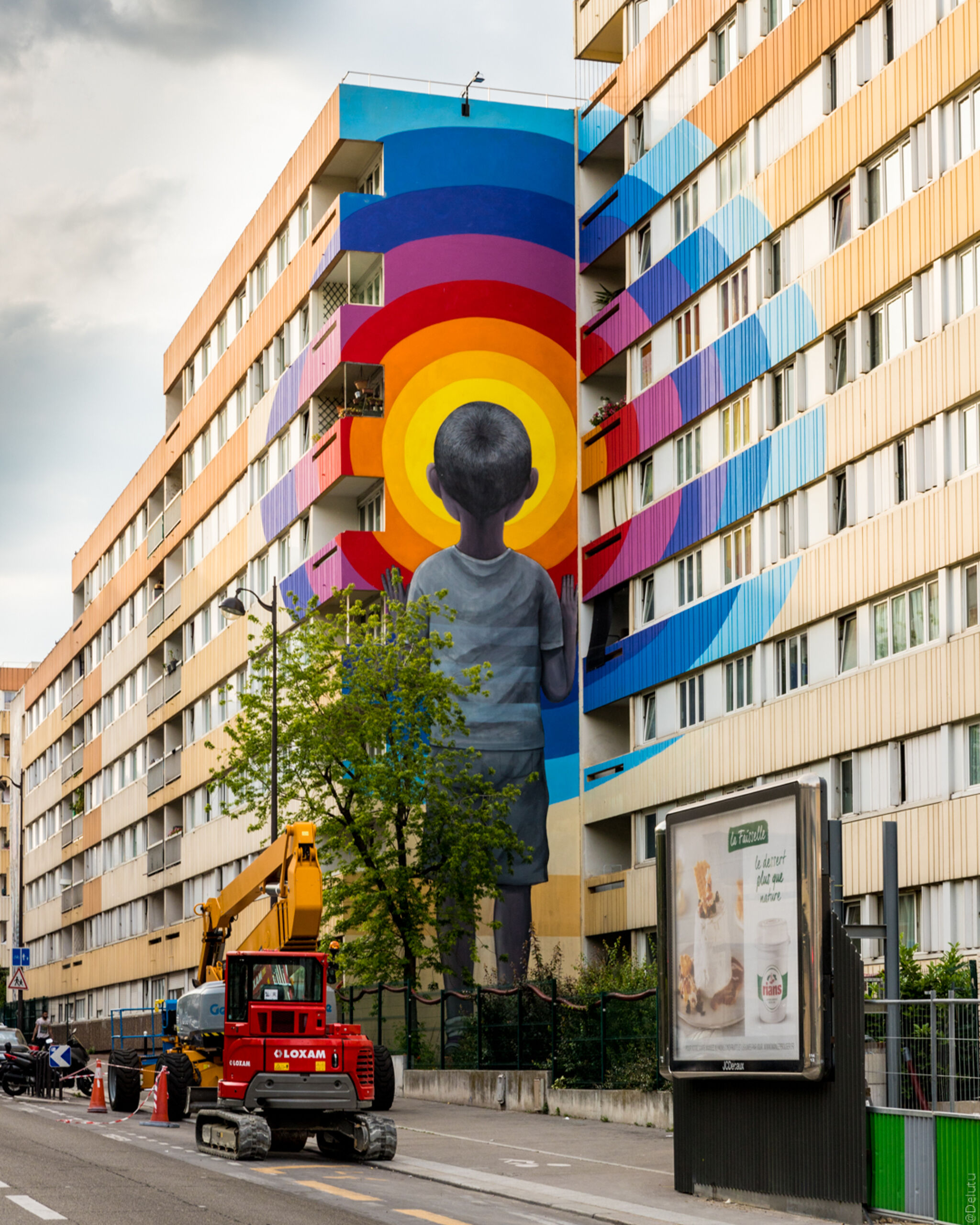 Entrée dans le vortex by Seth Globepainter - Street Art Cities