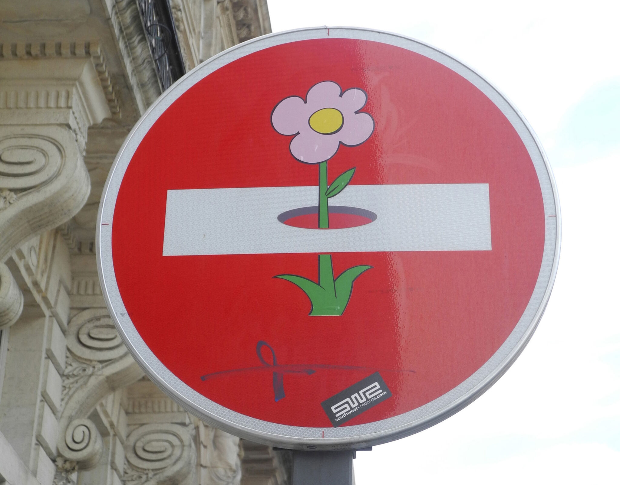 One-way street by Clet Abraham, Pole Magnetic Bordeaux - Street Art Cities